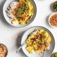 Burmese Kaukswe • The Curious Chickpea