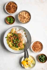 Burmese Kaukswe • The Curious Chickpea